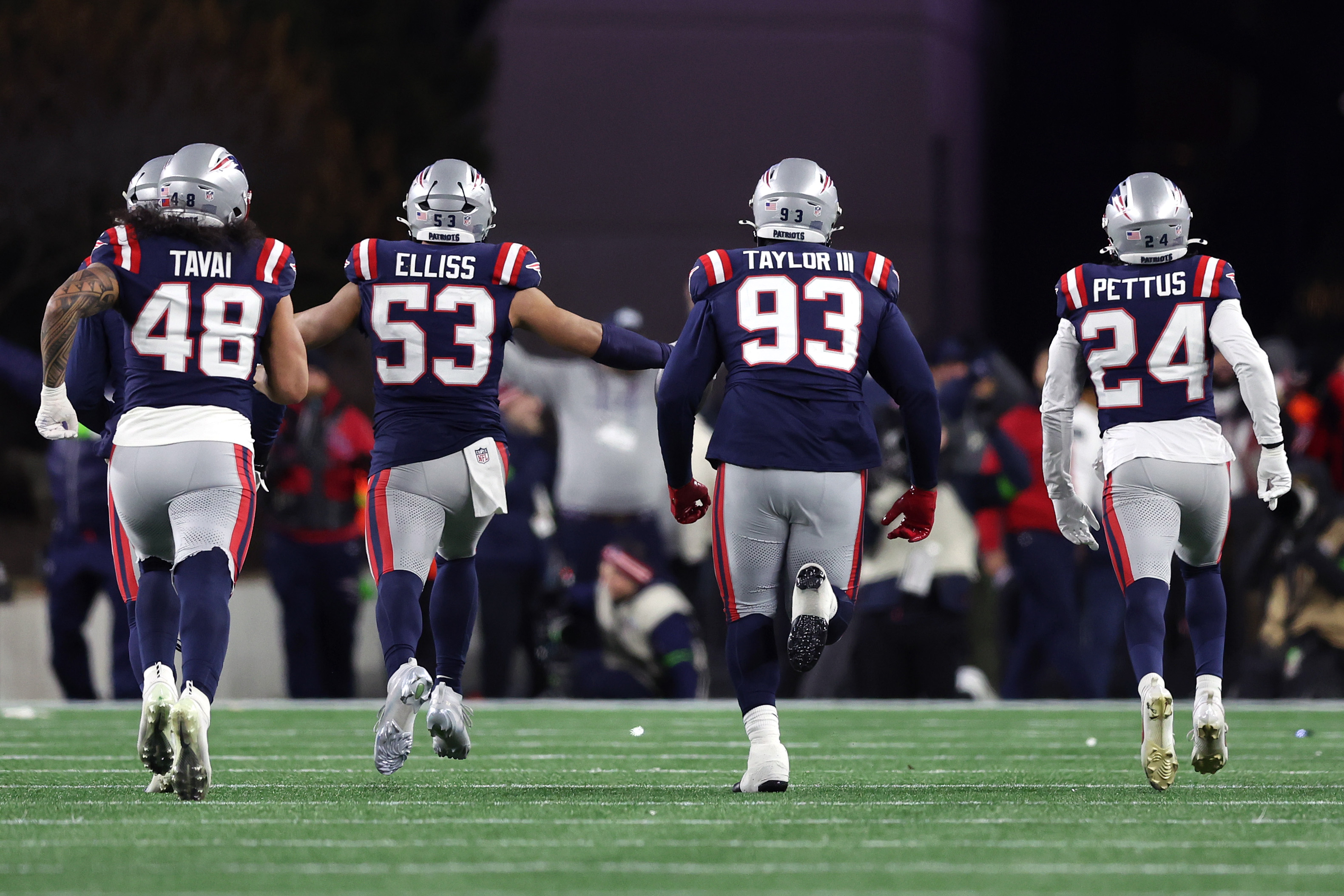 Patriots vs. Chargers: Final score, stats, game recap from wild card game