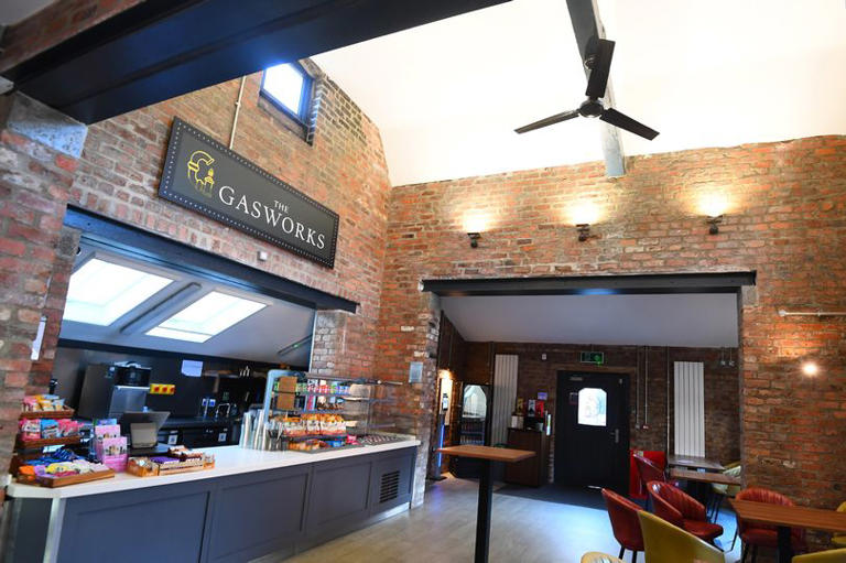 The elite private school that came back from the brink