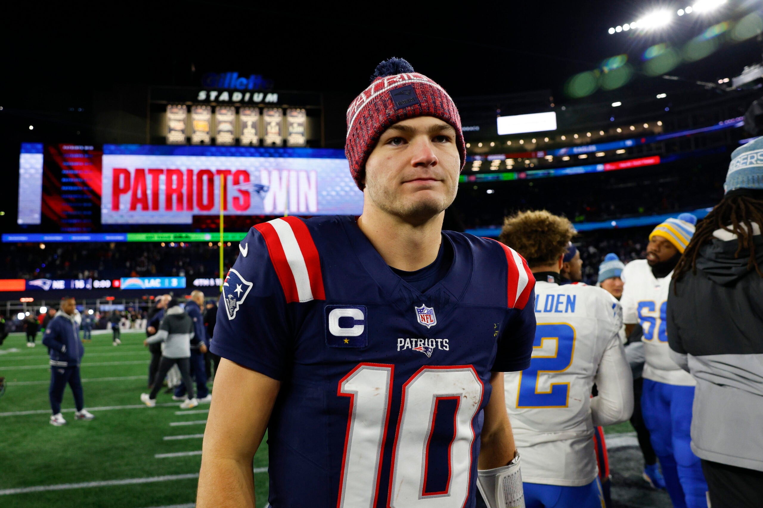 How Drake Maye assessed his first playoff game for the Patriots