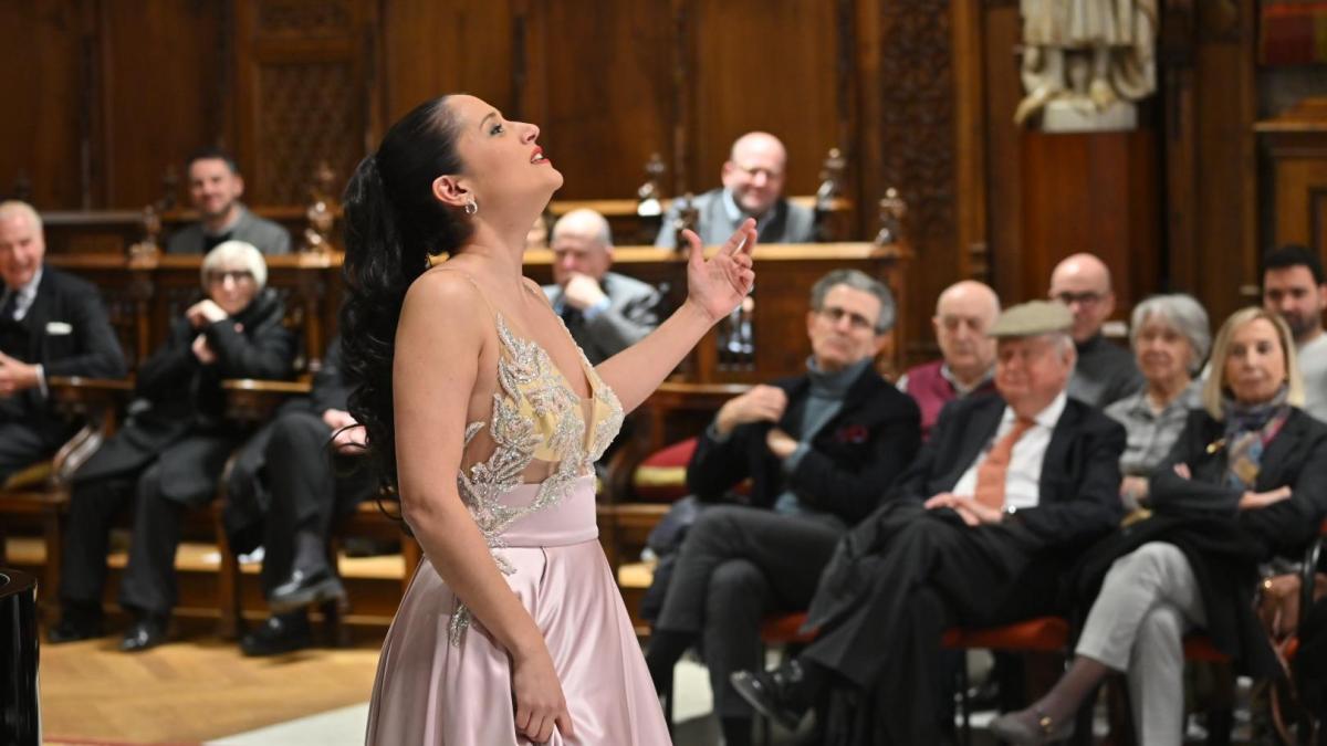 Sara Blanch ilumina el Tenor Viñas