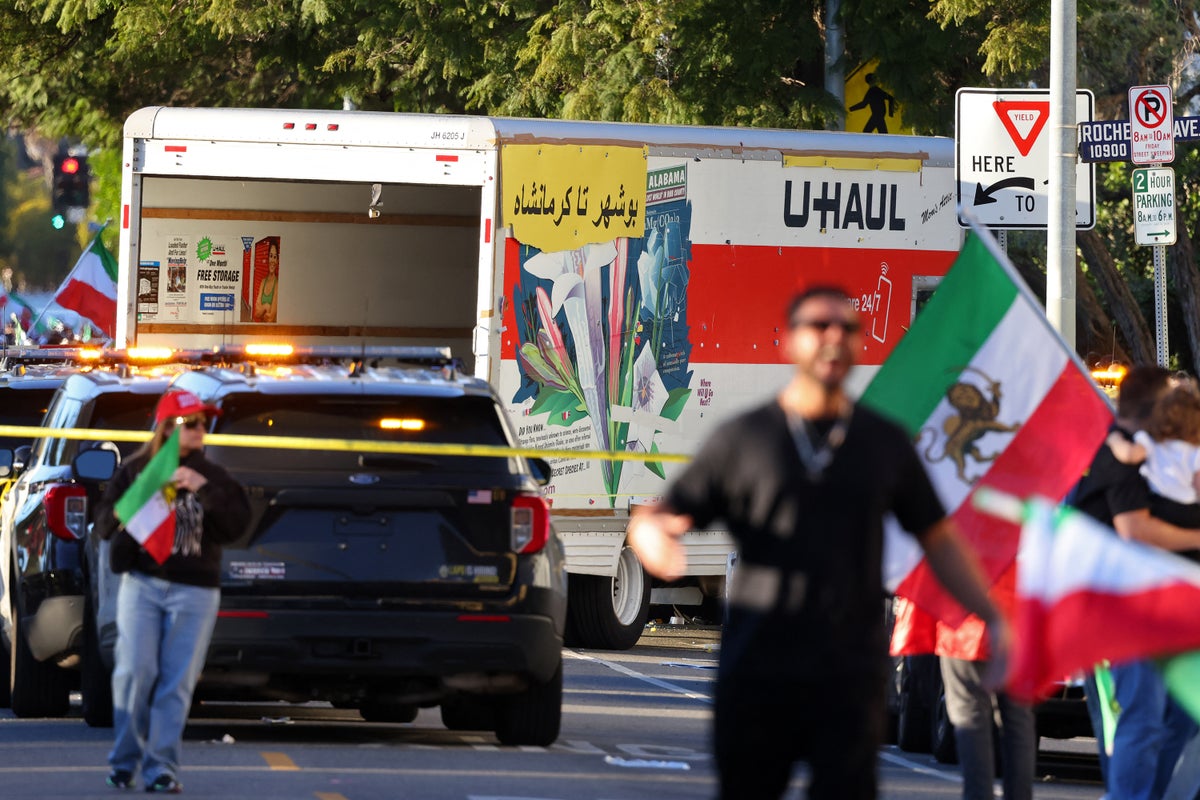 U-Haul drives into crowd protesting against Iranian government in LA