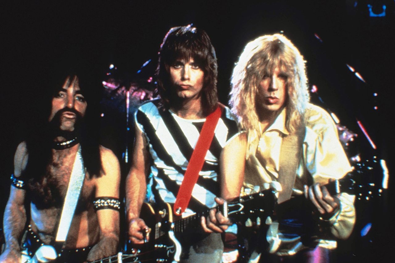 Nikki Glaser closes Golden Globes with sweet tribute to Rob Reiner