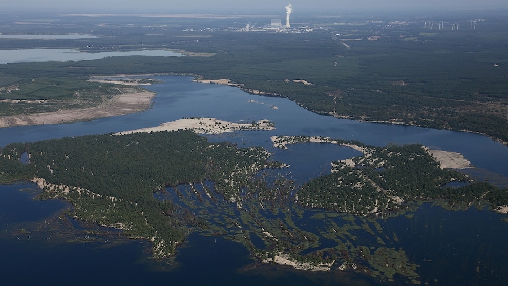 In Lusatia, the largest artificial lake district in Europe is being created
