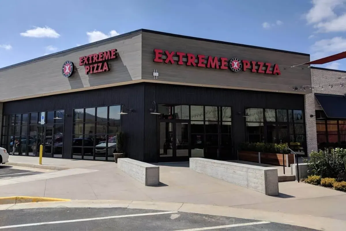 Extreme Pizza menu prices with calories [updated 2026]