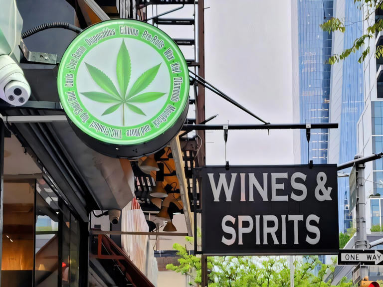 Smartphone-based interventions show promise for reducing alcohol and ...