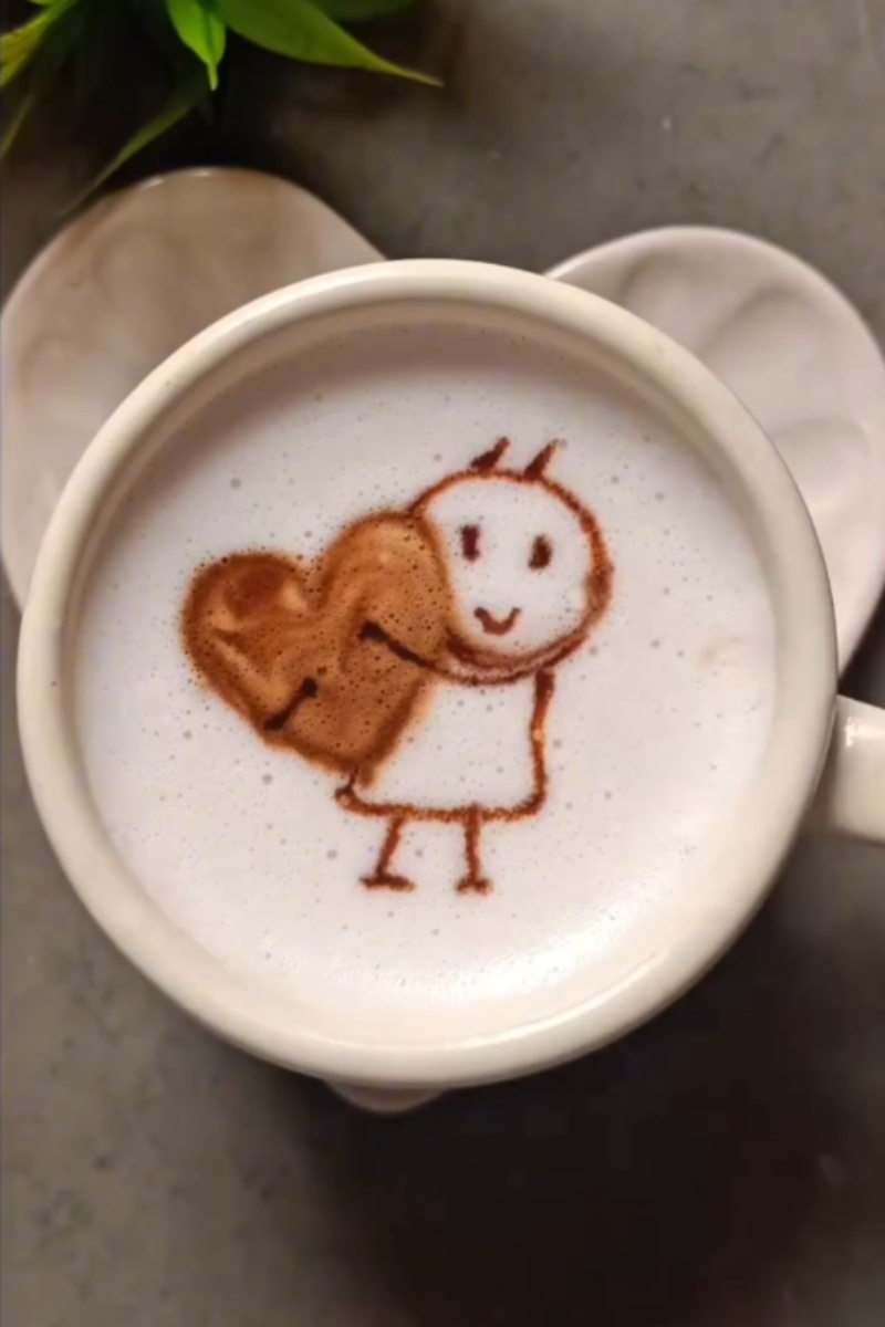 Cute heart latte art coffee