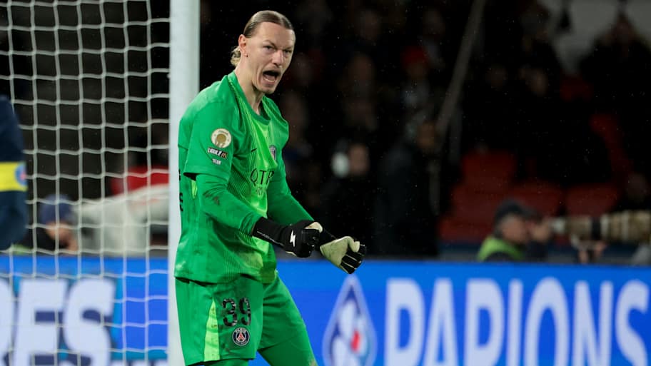 Matvey Safonov delivers great performance as PSG thrash Rennes