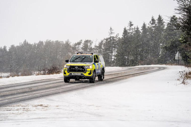 Storm Goretti aftermath as flood warnings and 85mph wind warnings still ...