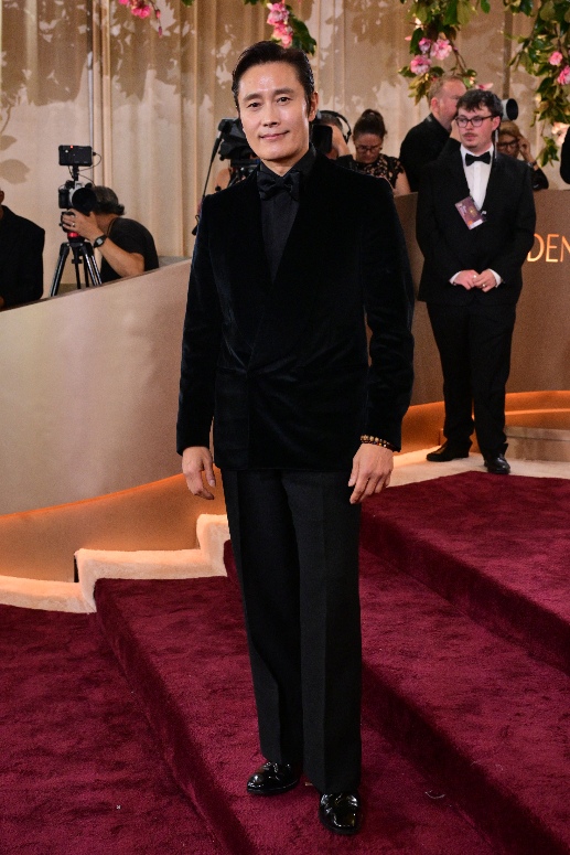 Look: Celebrities step out in style at the 2026 Golden Globes red carpet