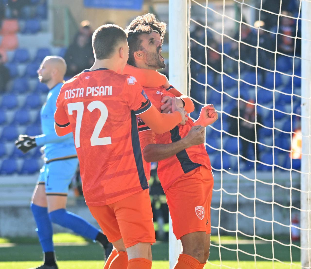 La Pistoiese vince e risale la china. Rovato Vertovese ko in sei minuti