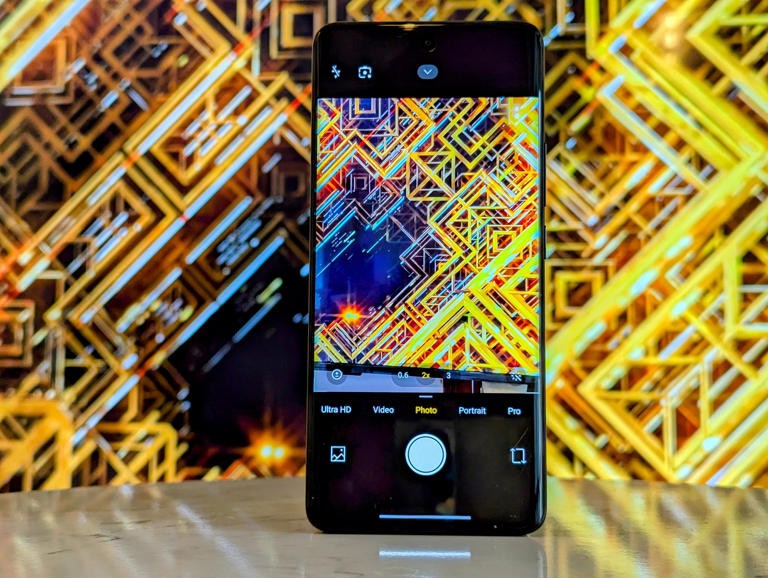 Gadgets Review | Redmi Note 15: Curves That Are Easy To Live With, Not ...