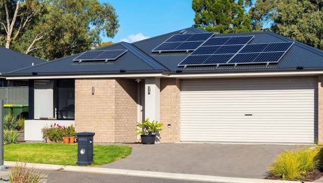 Energy expert explains whether solar panel investments still make sense ...