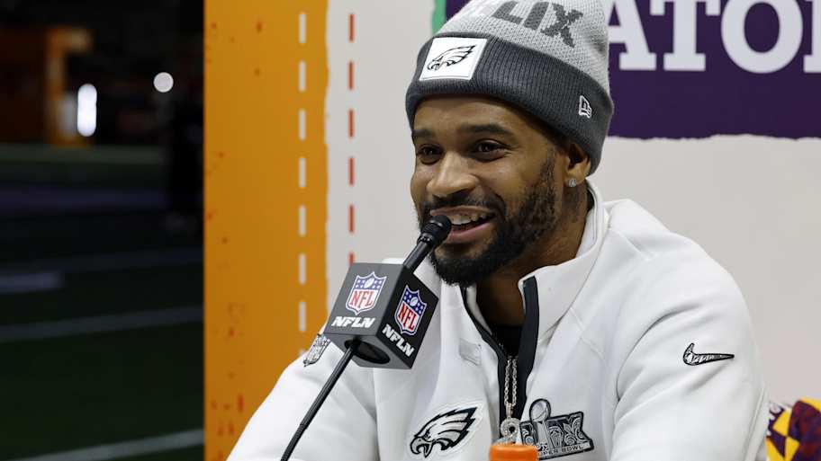 Darius Slay shows his Eagles colors with rumored playoff plans
