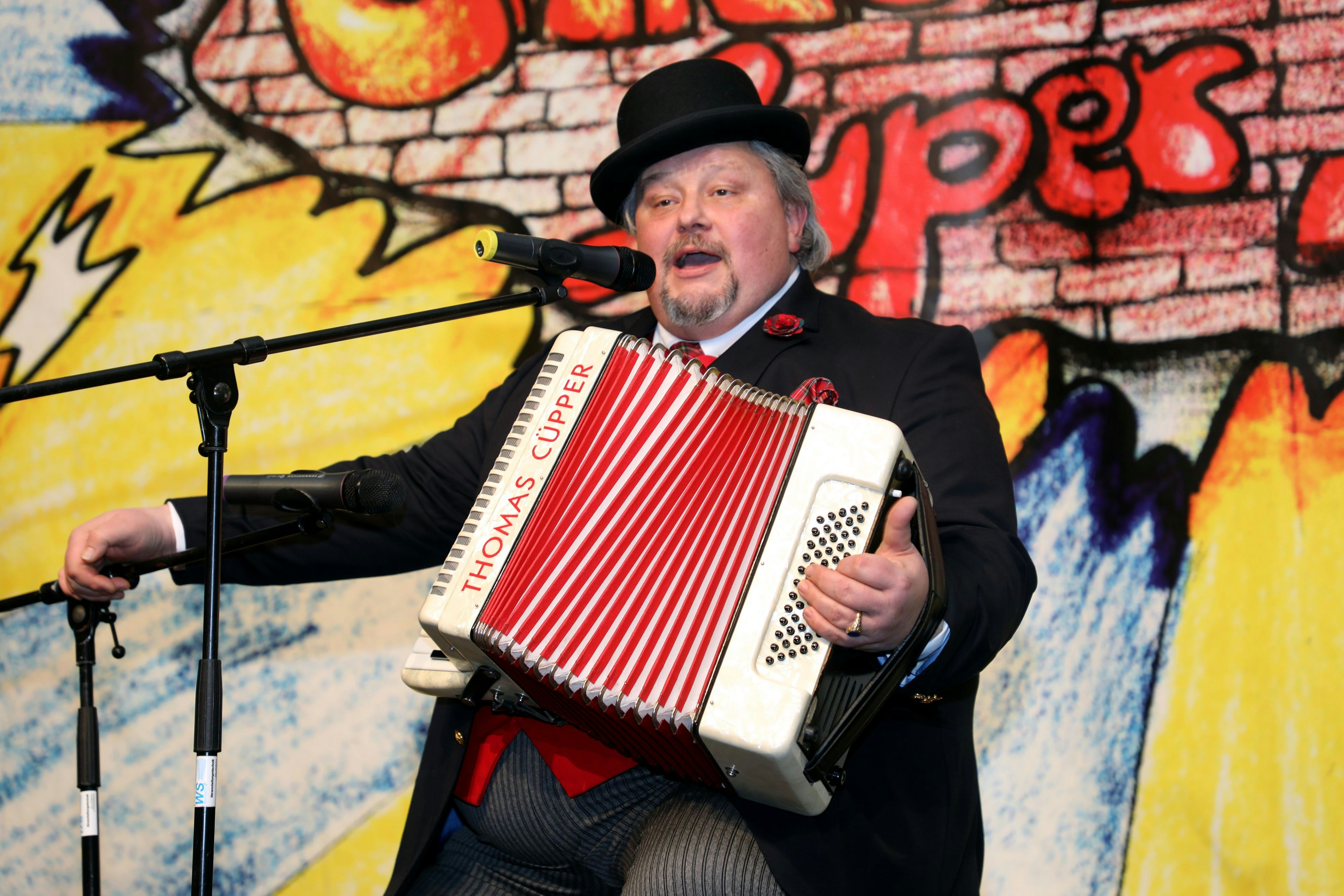 Proklamation: Eikamper Jecken feiern Dreigestirn mit Prinz Robert I.