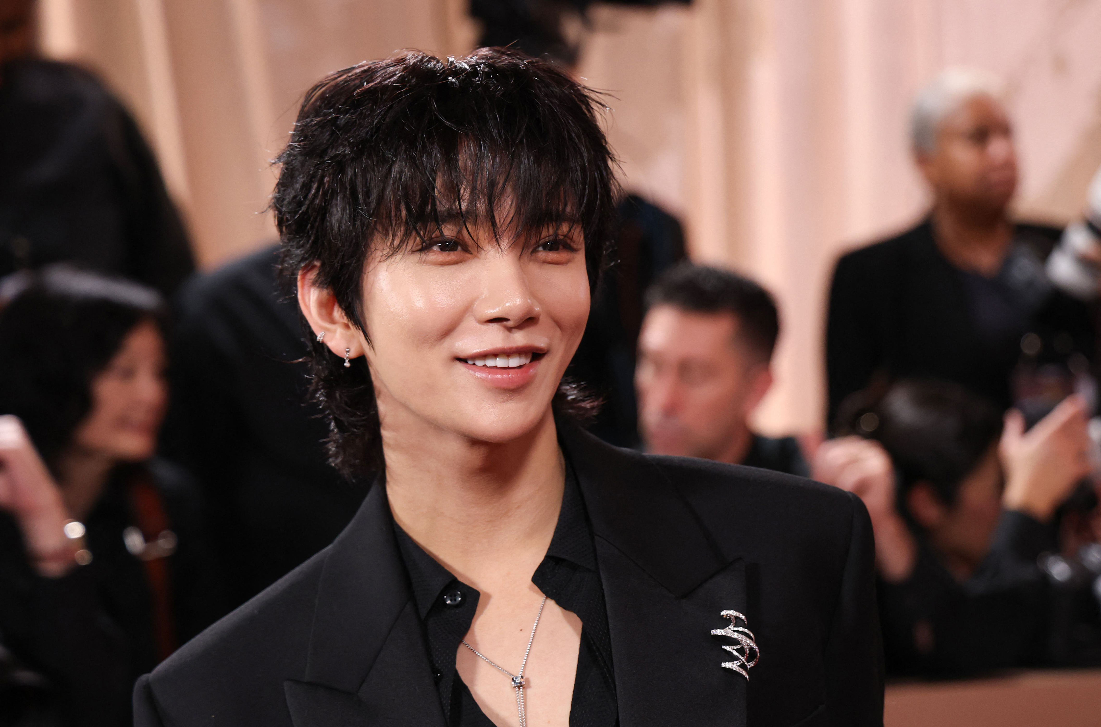 NFL invites Seventeen's Joshua to Super Bowl event