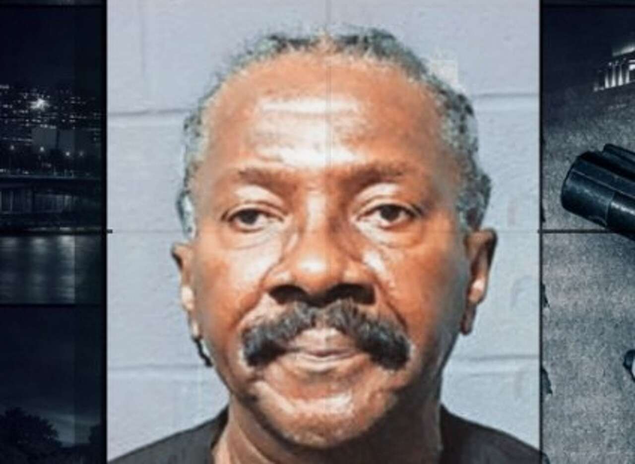 Hartford man arrested for threatening woman with a gun, police say