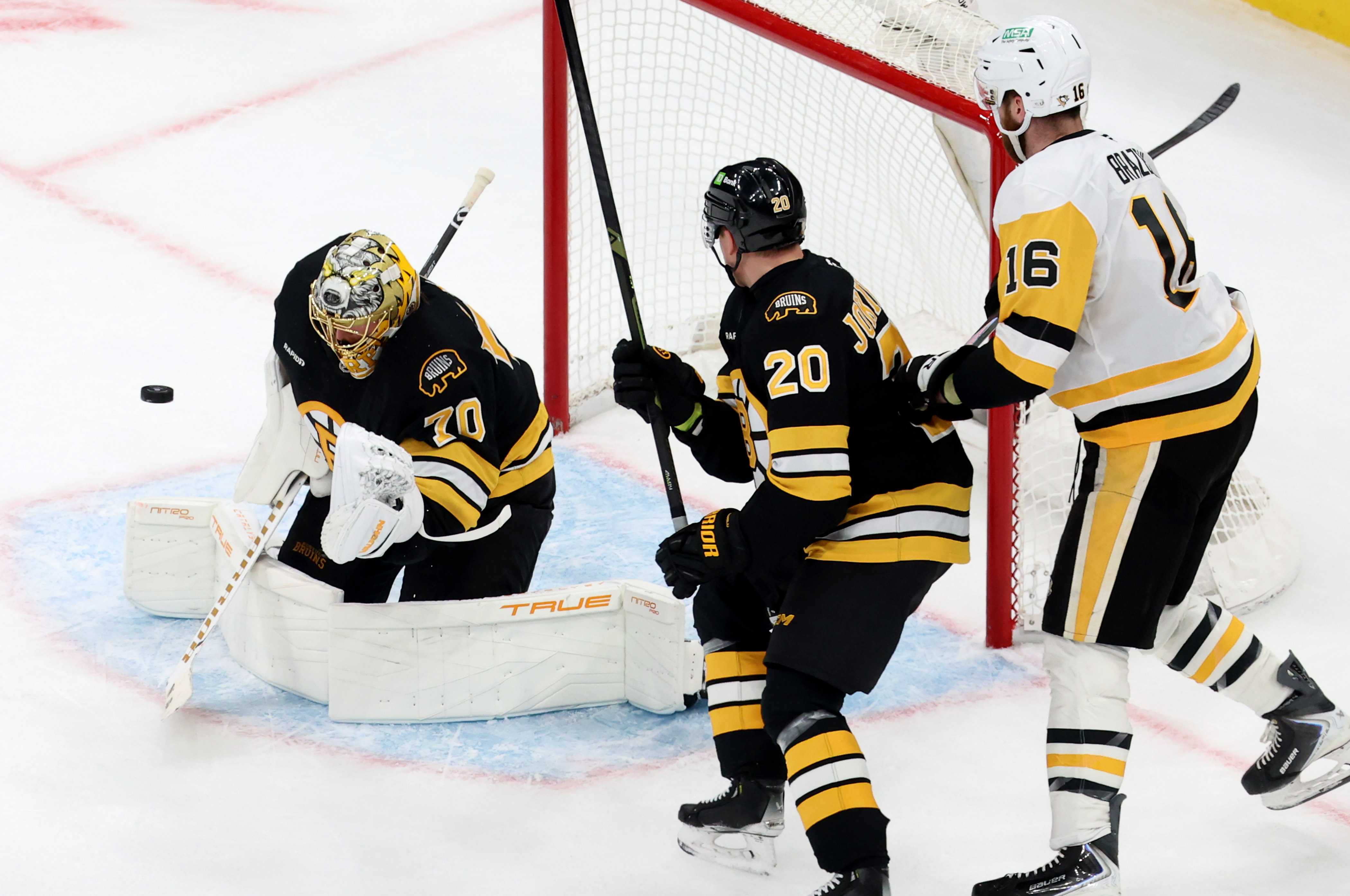 Joonas Korpisalo stops 27 shots in Bruins' 1st shutout of the season; 1 ...