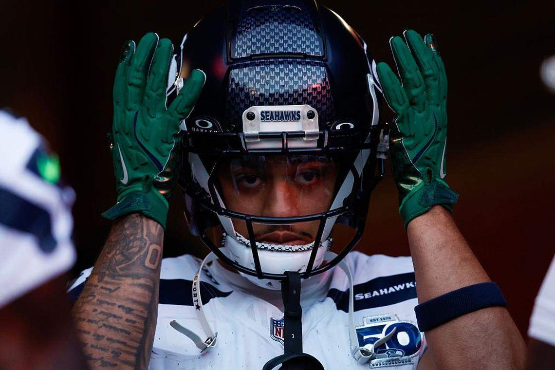 Seahawks get familiar foe for NFC divisional round next week, likely ...