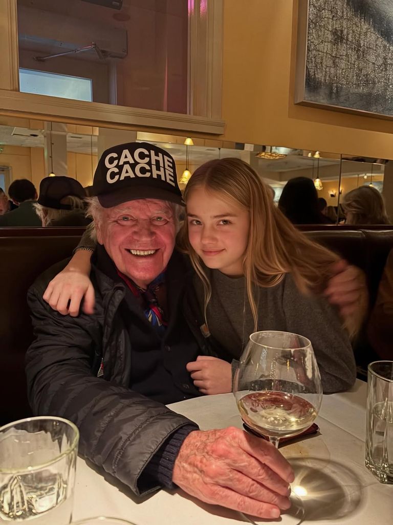 Hart to Hart star Robert Wagner, 95, shares rare photo with Natalie ...