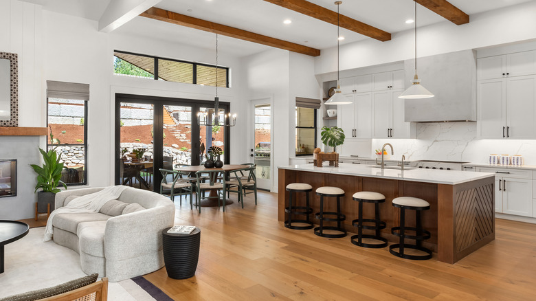 Homeowners share 15 upgrades they didn't think they'd need, but now can ...