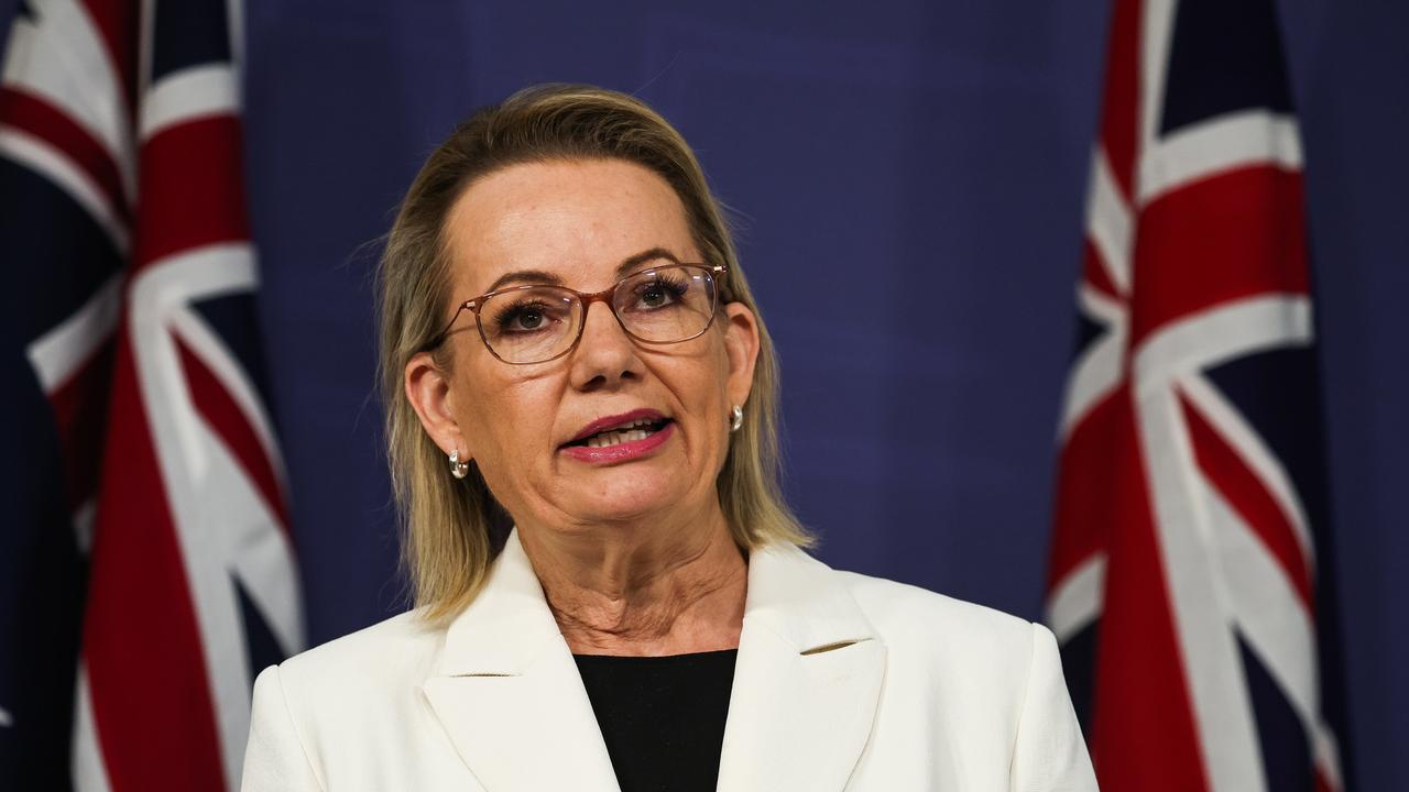 Pollies called back early for Bondi laws