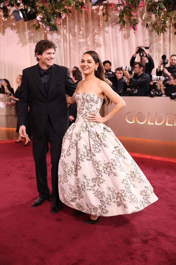 Golden Globe viewers all say same thing as Ashton Kutcher makes ...