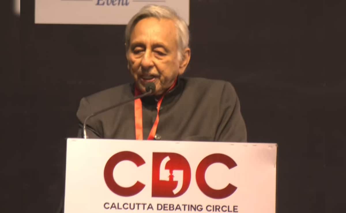 Mani Shankar Aiyar says "Hindutva is Hinduism in paranoia", BJP hits back