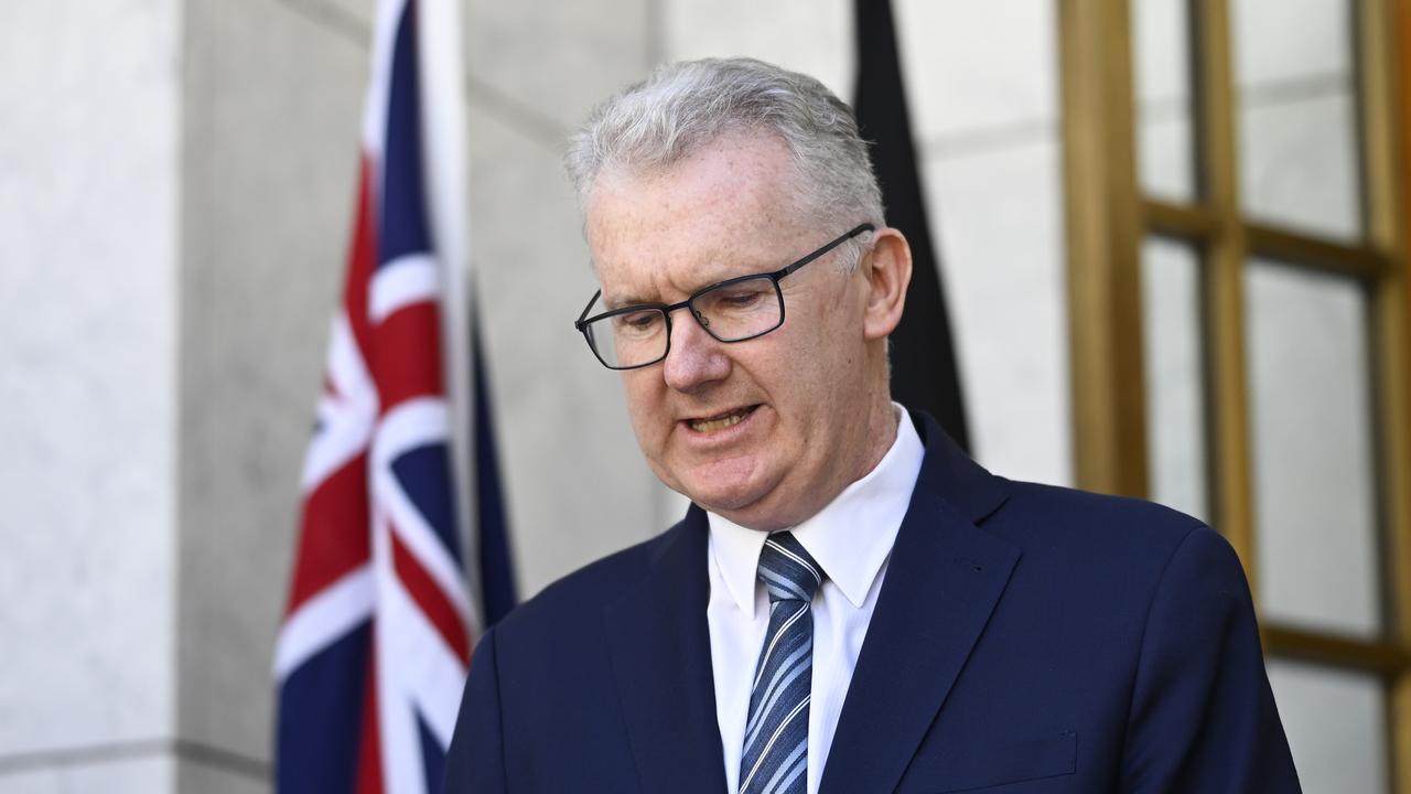 Pollies called back early for Bondi laws