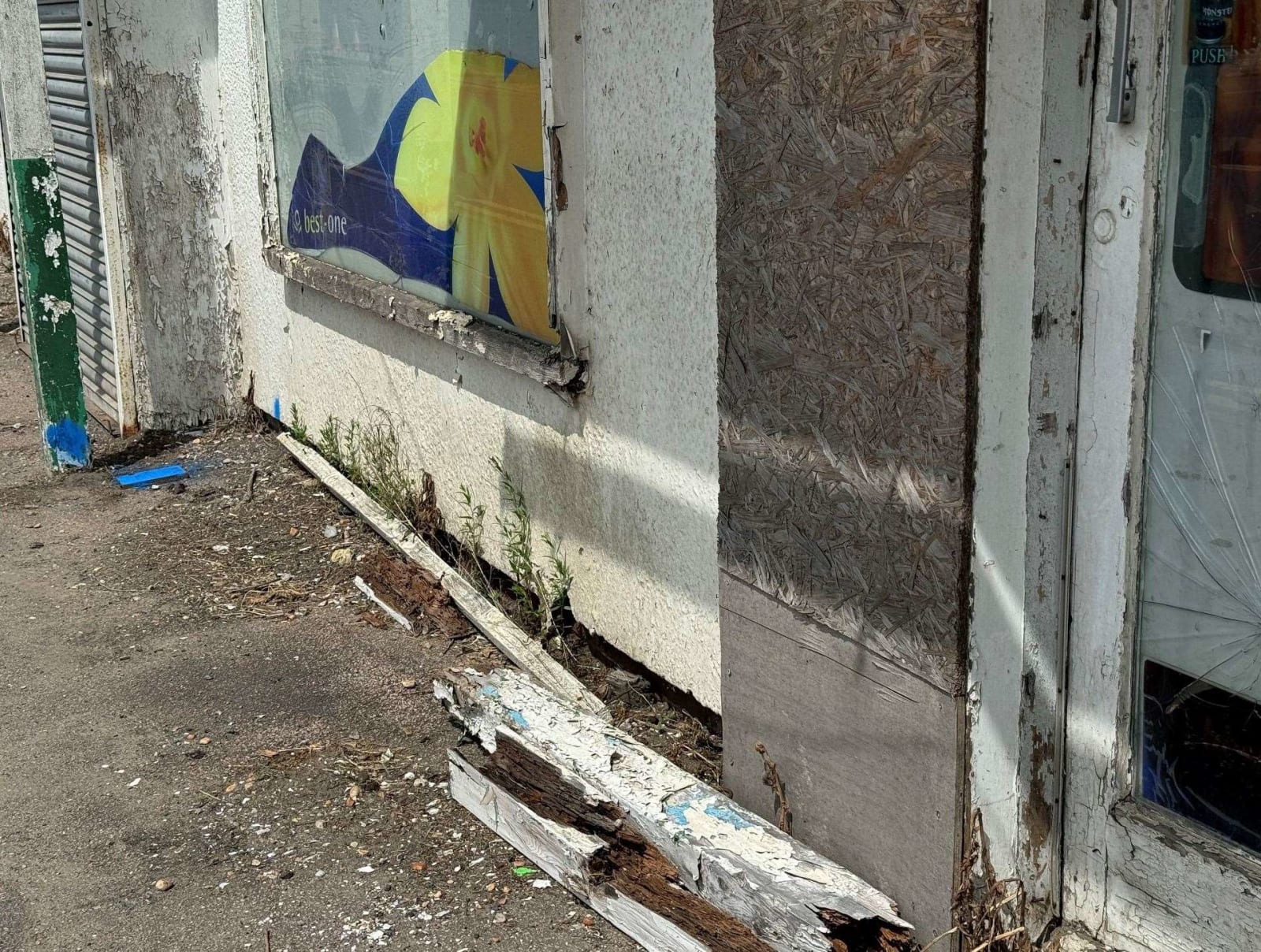 Plans submitted to transform unviable, derelict convenience store into ...