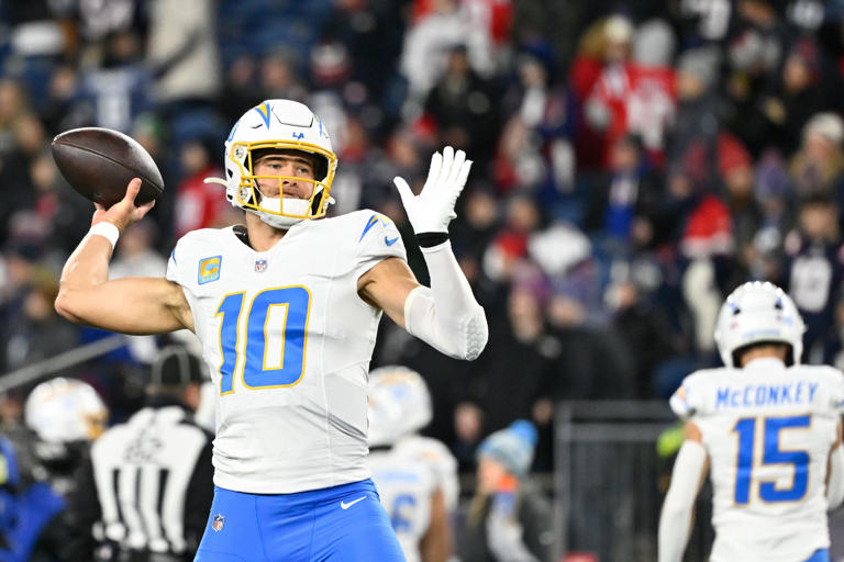 5 great Chargers offensive coordinator candidates with Greg Roman out