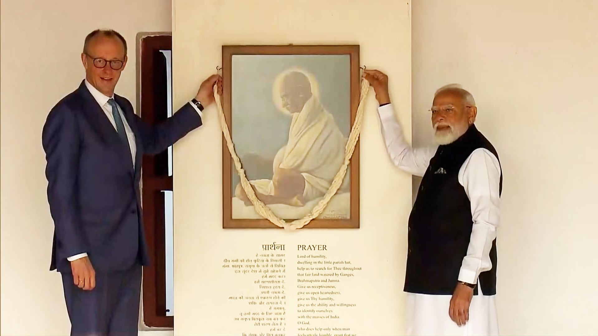 PM Modi, German Chancellor Friedrich Merz visit Sabarmati Ashram as ...