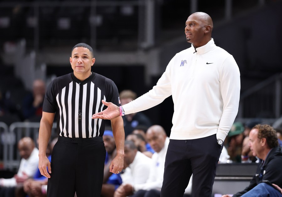 Tigers sneak past Temple to win at home