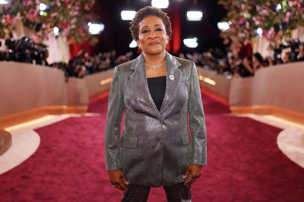 Wanda Sykes protests ICE ahead of Bay Area appearance: ‘Shut this rogue ...