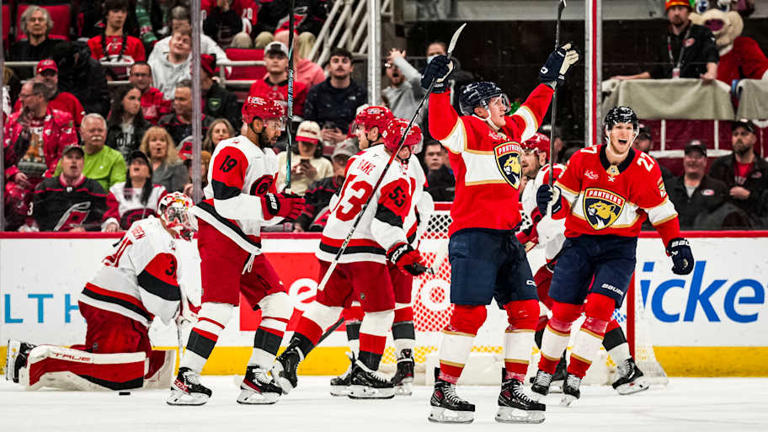 The Hurricanes disintegrate in the third, head into Christmas with ...