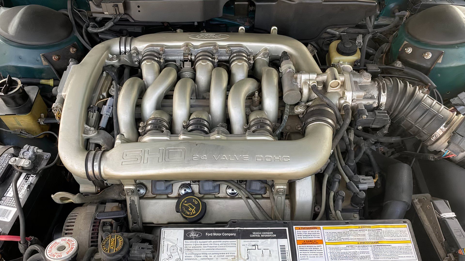 Ford's forgotten mid-engined supercar with a Yamaha-tuned V6