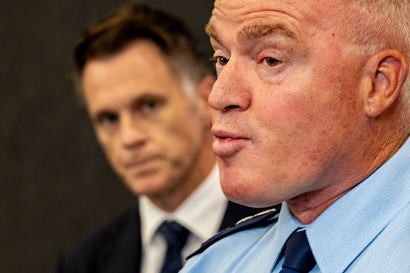 ‘She had our backs – we got hers’: Fundraiser for hero cop diagnosed ...