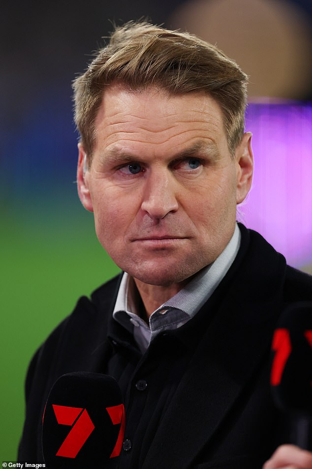 AFL great says Lachie Neale's marriage breakdown drama is a good thing