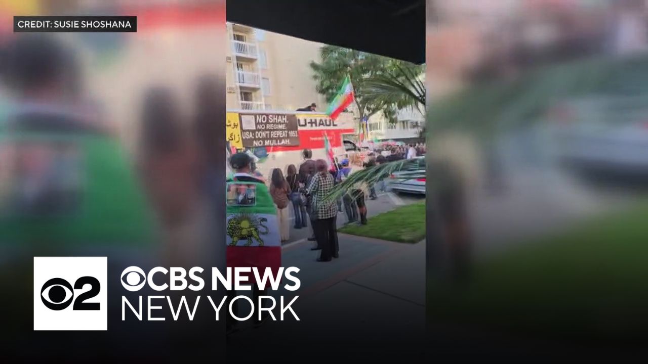 At least 2 hurt when U-Haul drives into a LA crowd protesting the ...