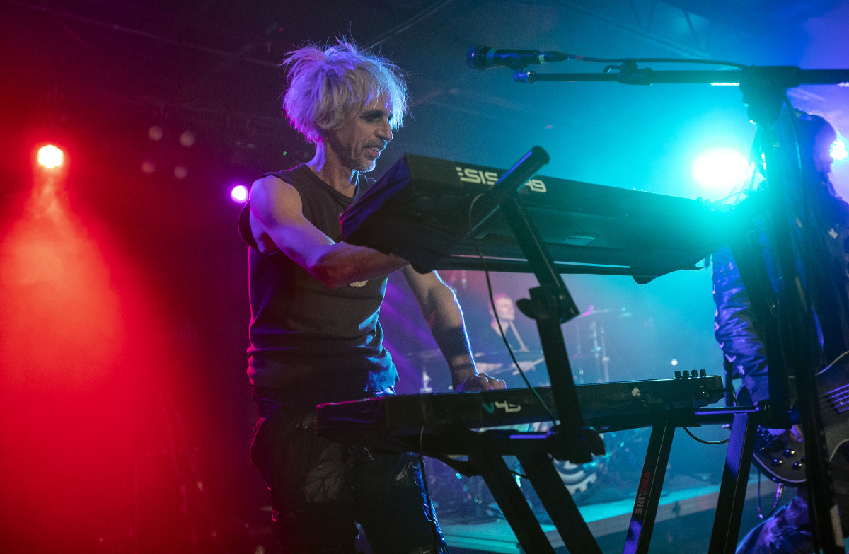 '90s EDM group announces first album in eight years