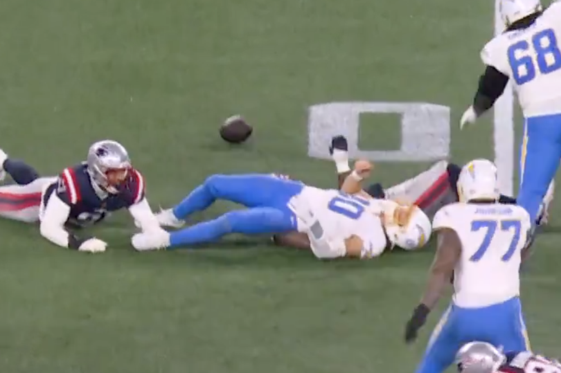 Justin Herbert left lifeless as terrifying scene ends latest nightmare ...