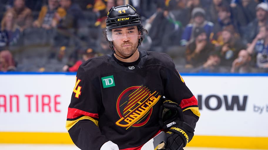 Maple Leafs running out of time to pull trigger on this rental forward