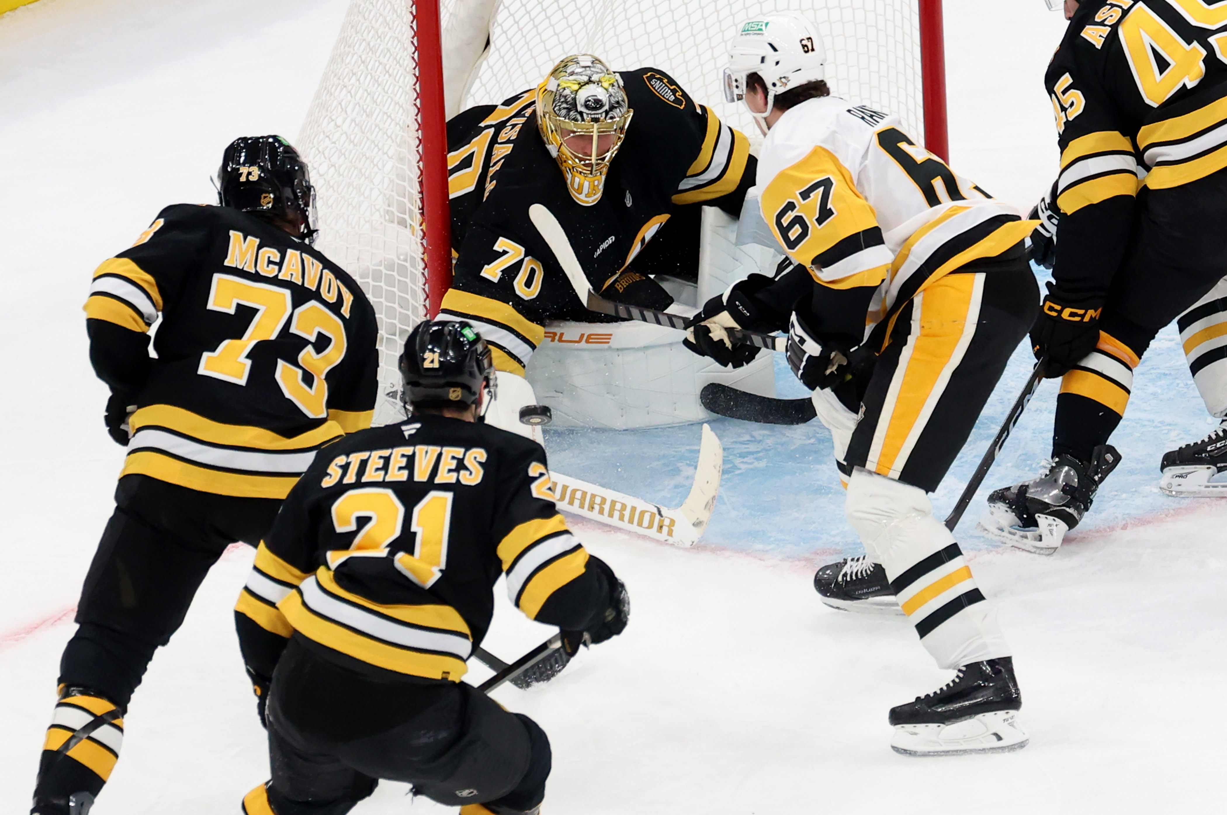 Korpisalo records eighth career shutout as Bruins beat Penguins 1-0