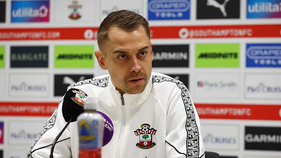 Tonda Eckert stood on business and refused to throw Gavin Bazunu under ...