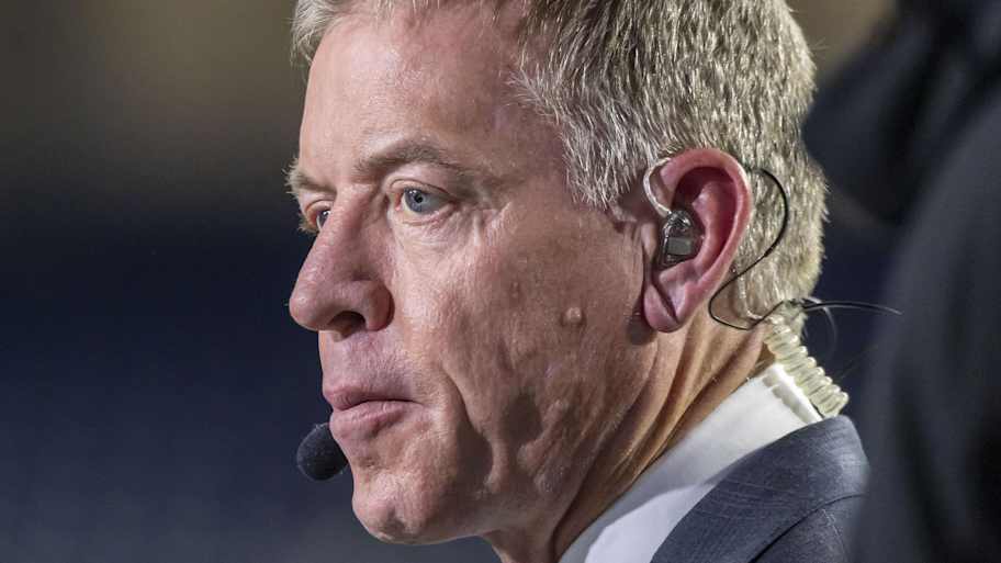 Troy Aikman's new career decision adds to Cowboys' disastrous season