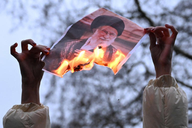 Trump says he will talk to Musk about restoring internet in Iran