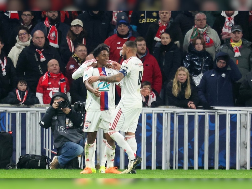 Ligue 1 leaders Lens continue winning streak, Endrick opens Lyon ...