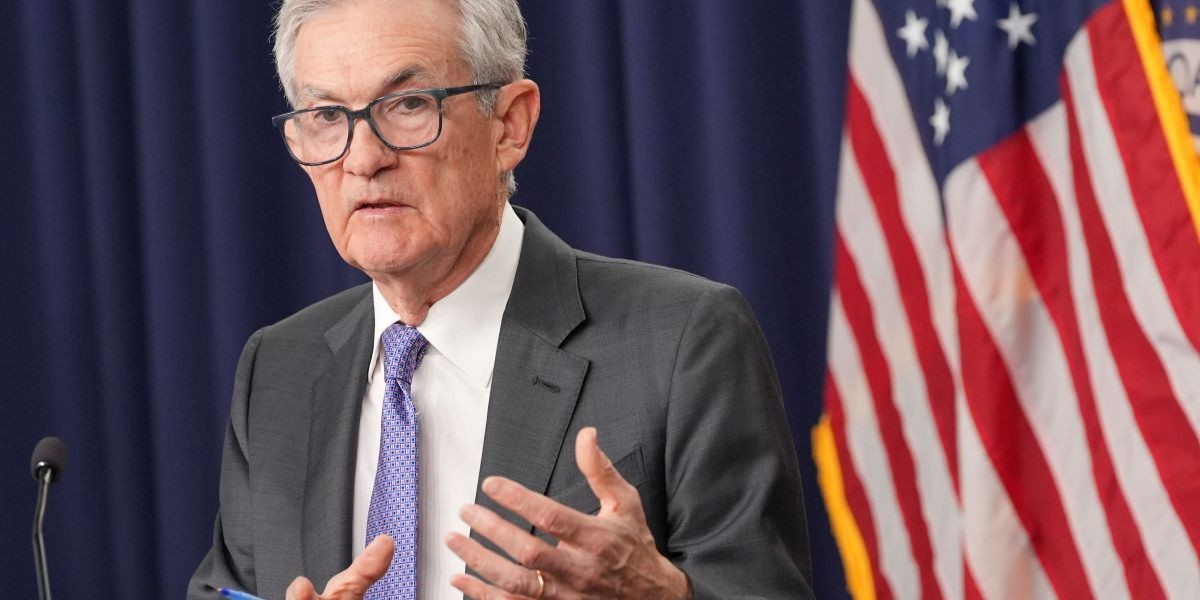 Nu vill Trump åtala Fed-chefen