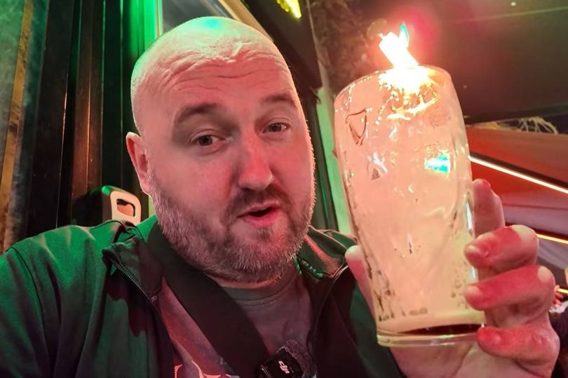 Dad takes Ryanair's 'cheapest flight' to Spain and is gobsmacked by ...