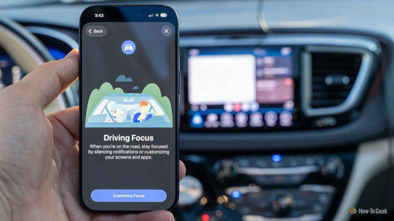 I wish Android Auto had these 4 CarPlay features