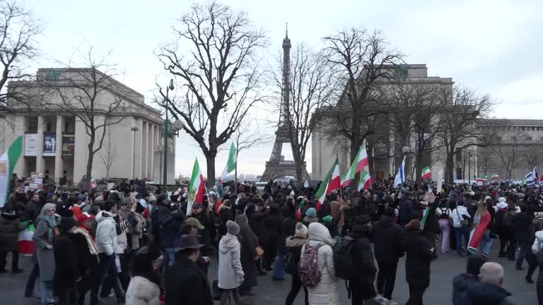 Anti-regime rallies in cities worldwide back Iran protesters